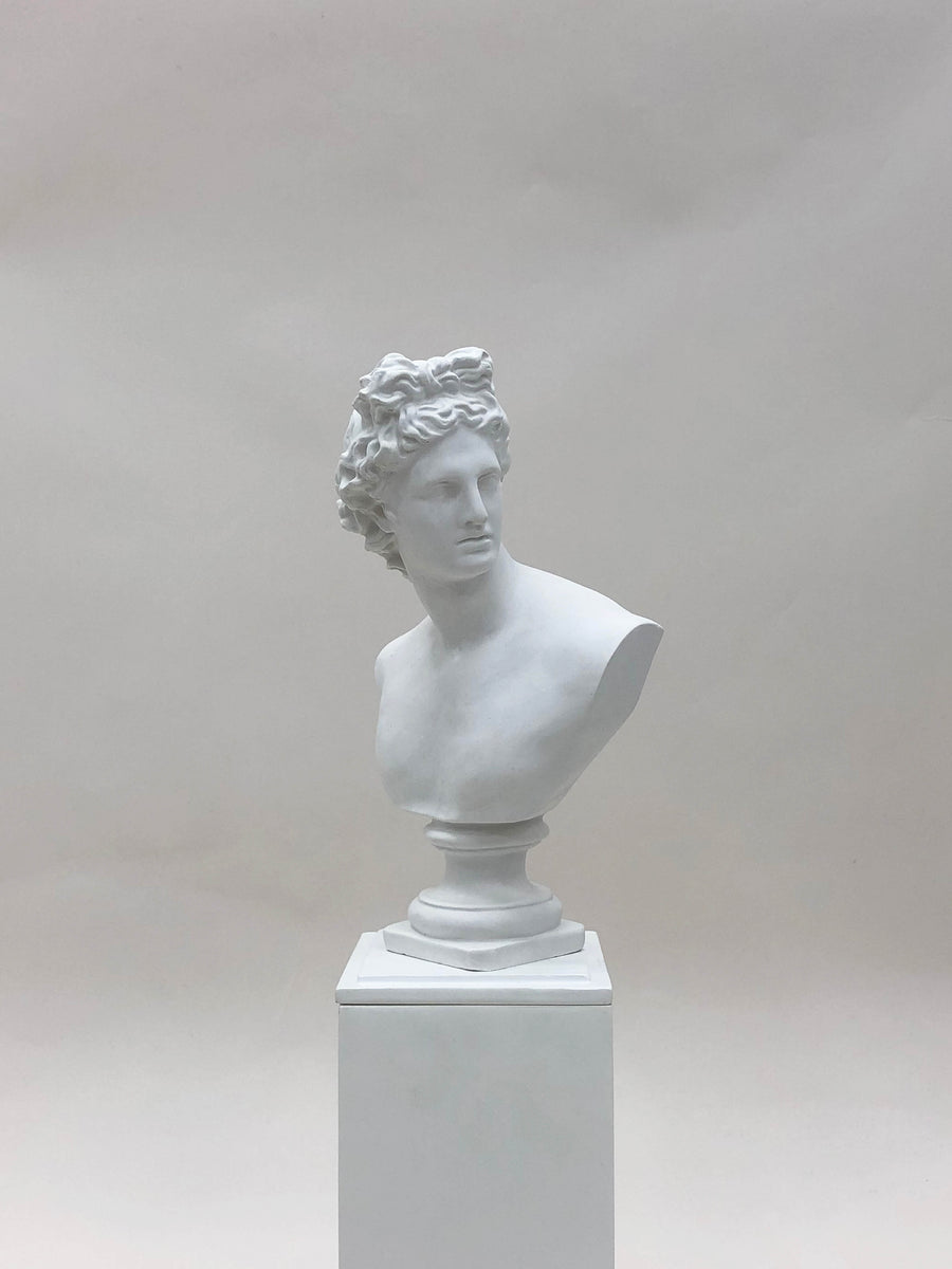 Apollo Sculpture Figure Feminine – Figure Féminine